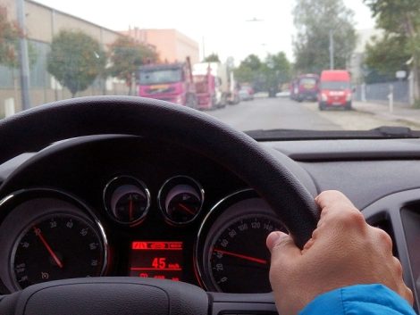 Driving Vs Traveling: What Is The Main Difference? - DrivingPress